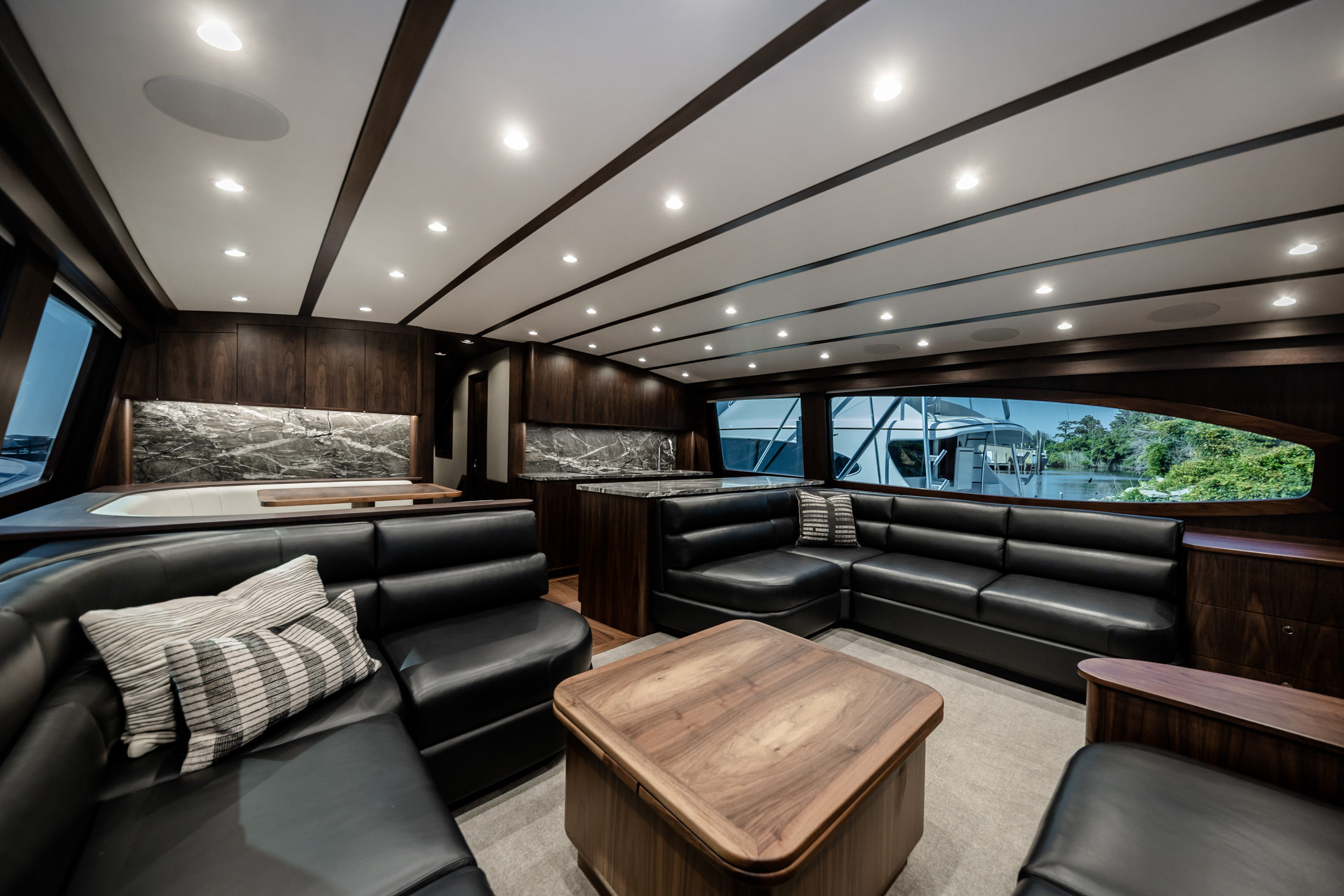 Bayliss Boatworks: Wave Paver 75’