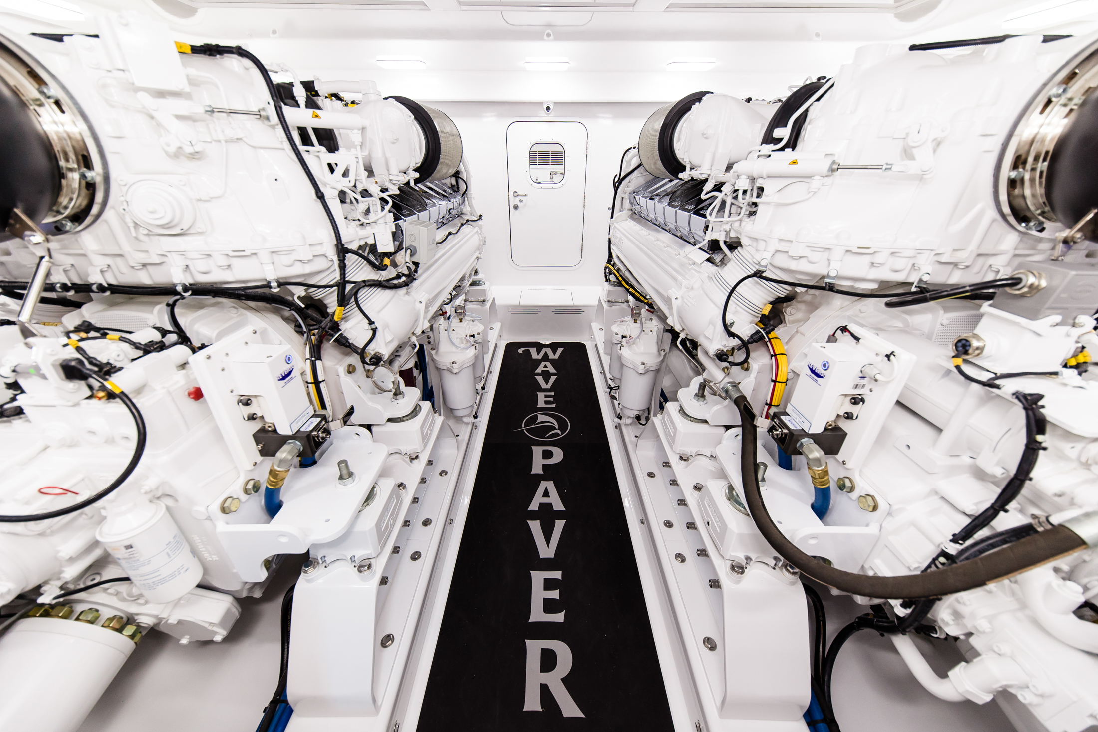 Bayliss Boatworks: Wave Paver 75’